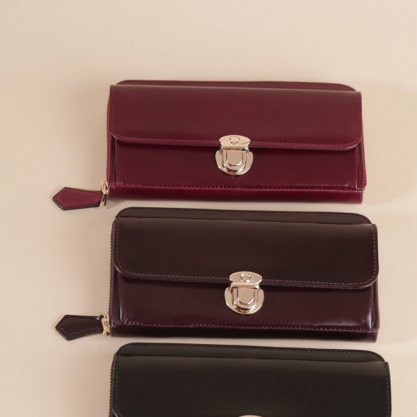 BA0067 牛皮兩用式皮夾包包 | Backstage